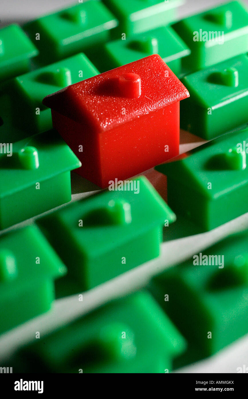 Monopoly house arranged in a pattern Stock Photo - Alamy