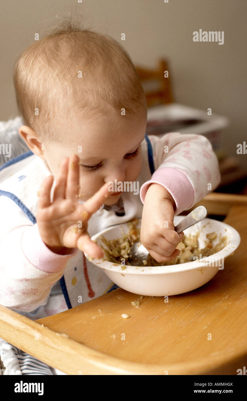 Self feeding hi-res stock photography and images - Alamy