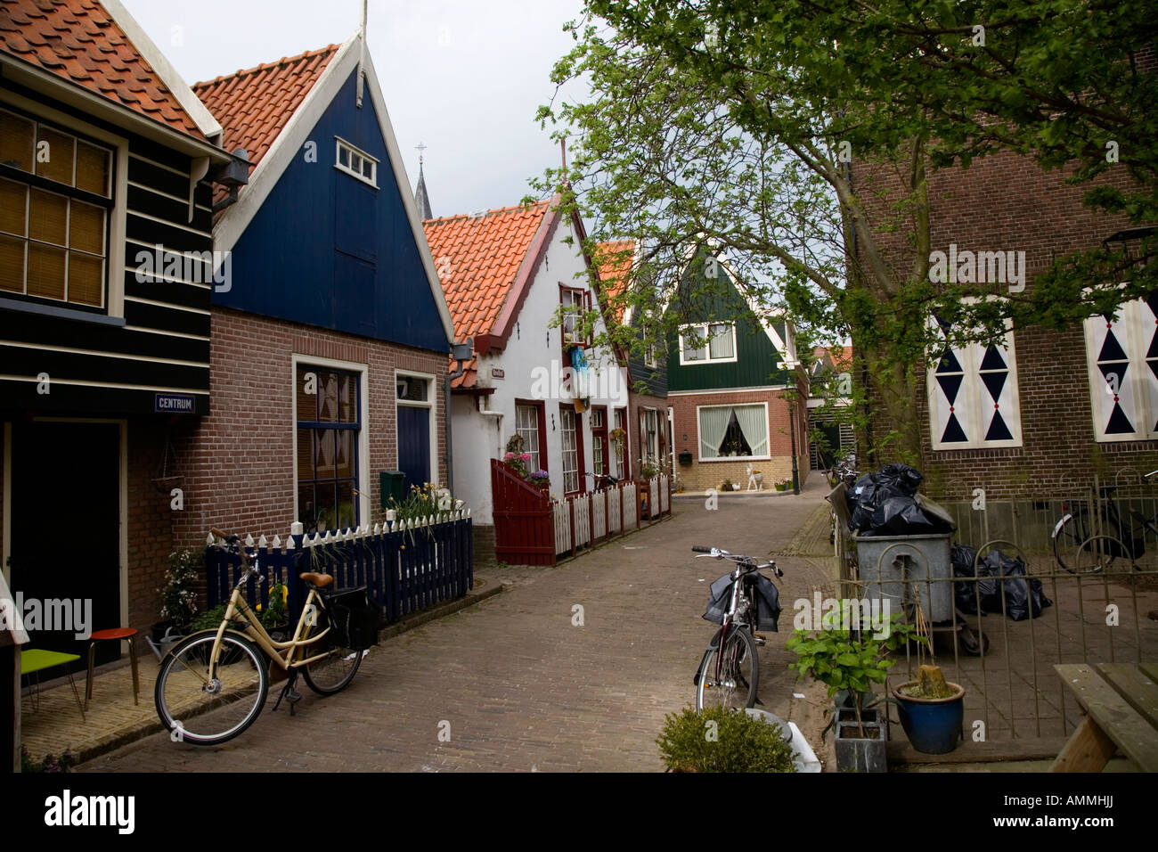 Small pictorial village in Europe Vollendam Dutch Holland Netherlands ...