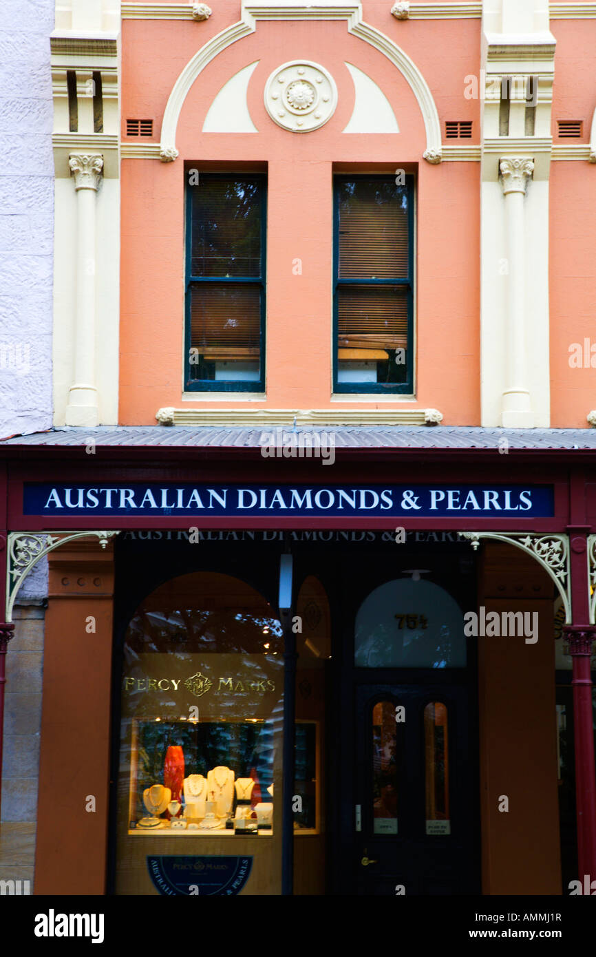 Pearl rocks hi-res stock photography and images - Alamy