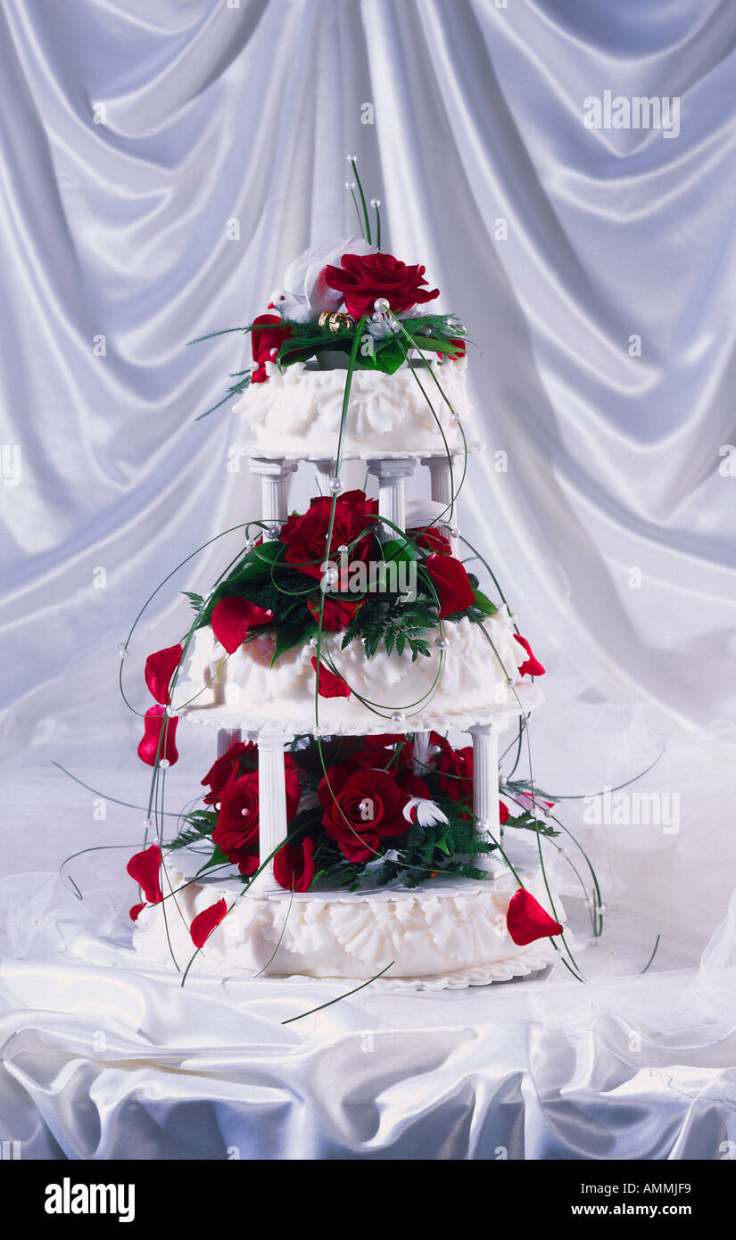 Three Stage Wedding Cake Stock Photo - Alamy