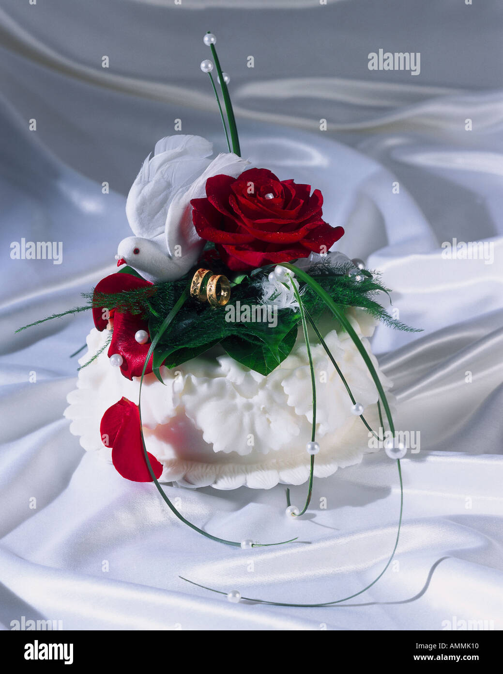 Cake stage hi-res stock photography and images - Alamy