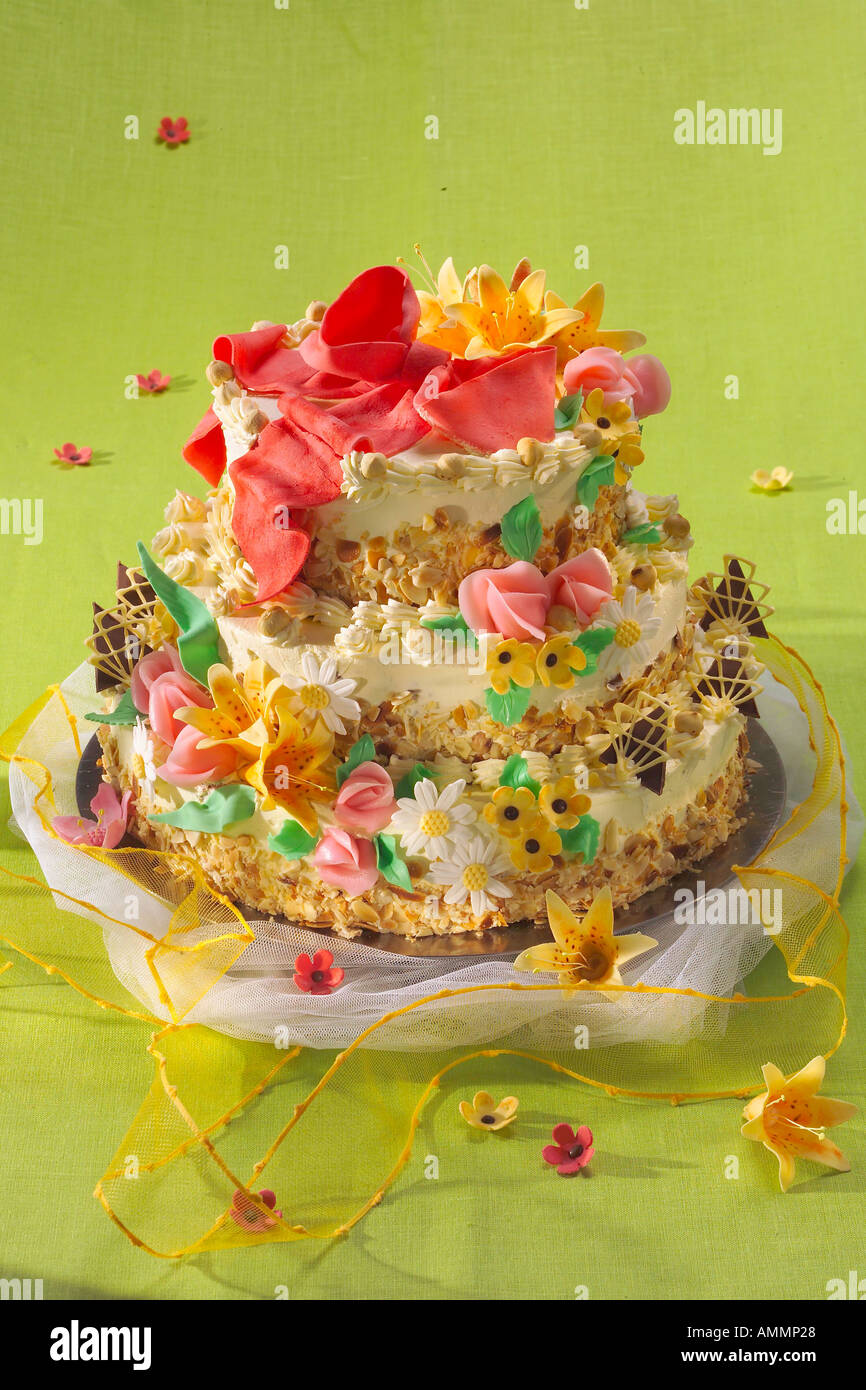 Three floor festive cake hi-res stock photography and images - Alamy