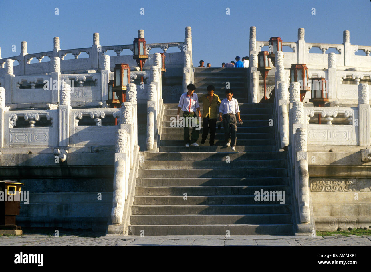 Altar in the temple hi-res stock photography and images - Alamy