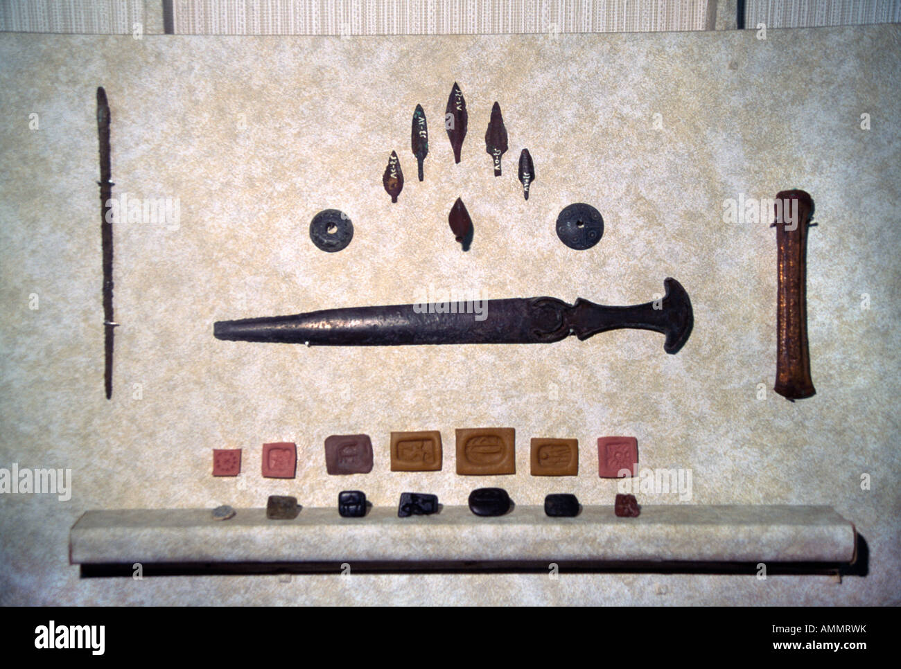 Abu Dhabi UAE Al Ain Museum Rumailah Settlement Finds 1000 - 500 Bc ...