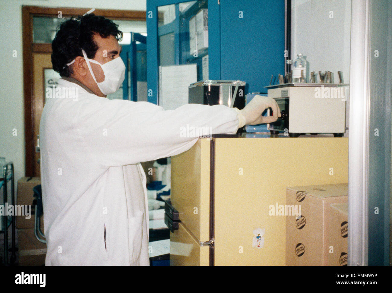 Kuwait healthcare hi-res stock photography and images - Alamy