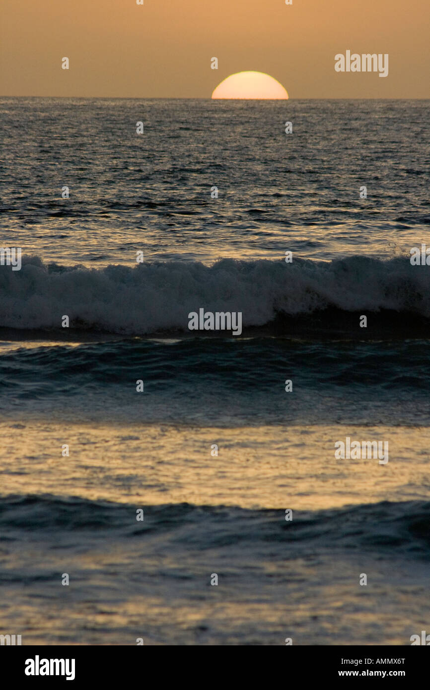 Bali indonesia ocean hi-res stock photography and images - Alamy