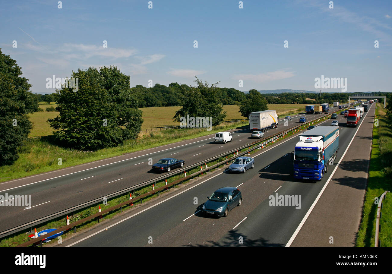 M6 motorway route hi-res stock photography and images - Alamy