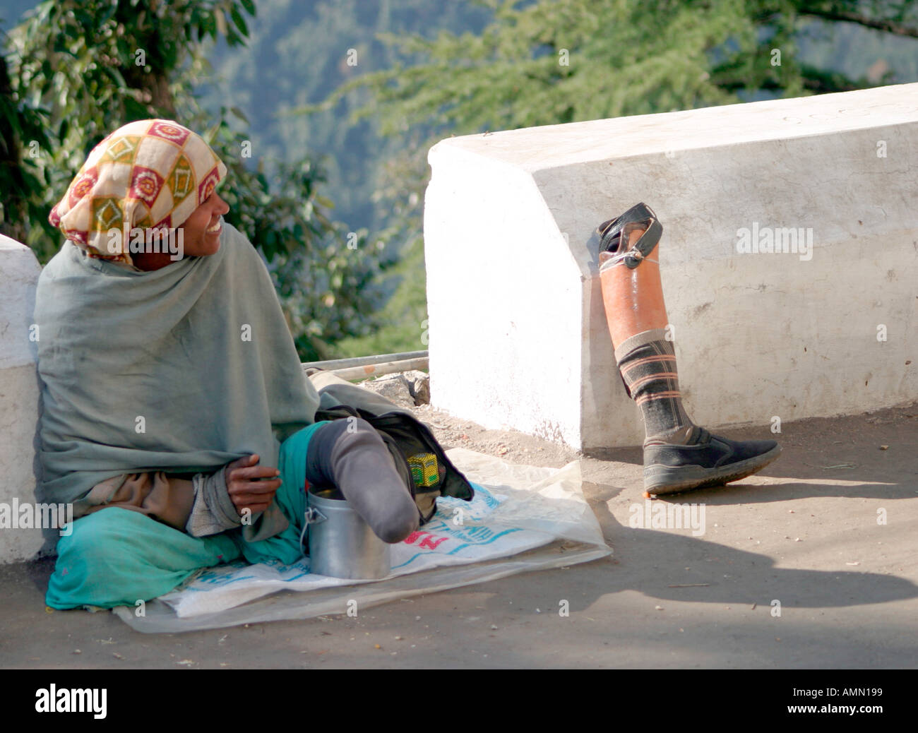 Amputee india hi-res stock photography and images - Alamy