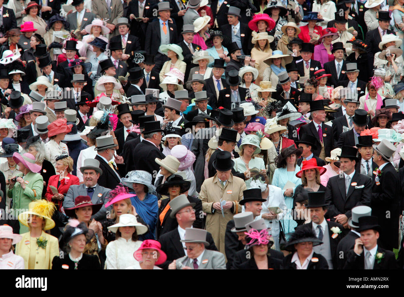 People at Royal Ascot horse race, York, Great Britain Stock Photo - Alamy