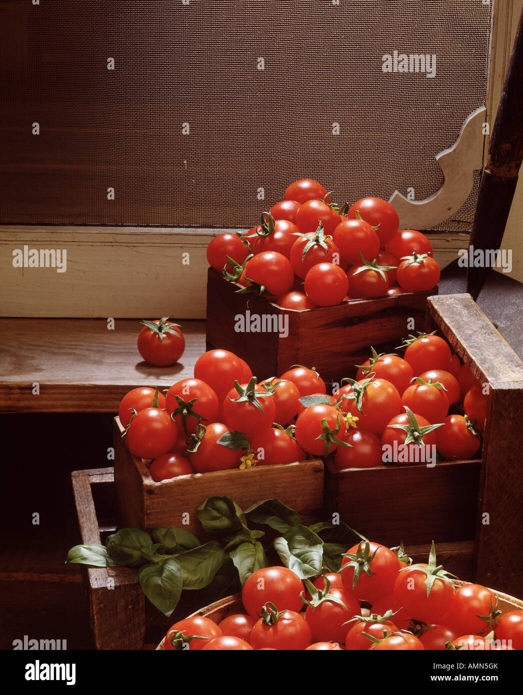 Screen door porch hi-res stock photography and images - Alamy