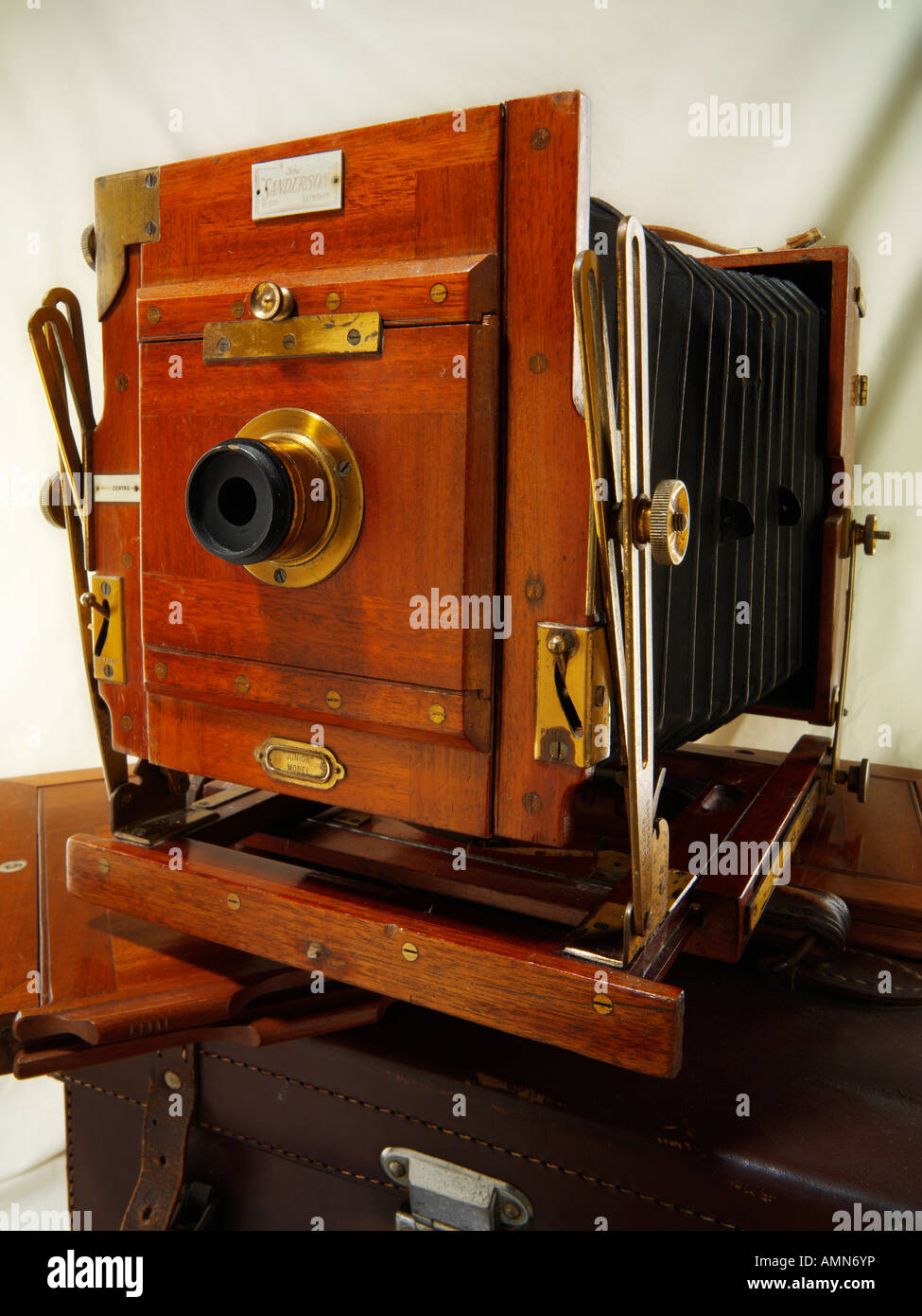 Sanderson double movement Half Plate wooden View Camera with film ...