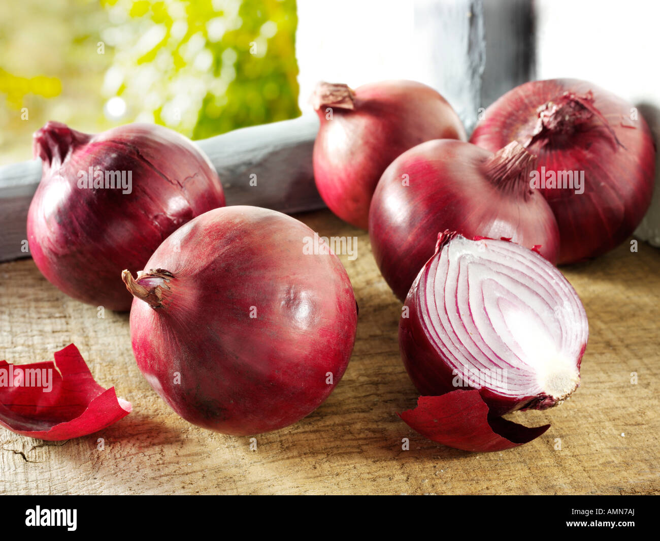 Fresh red onions hi-res stock photography and images - Alamy