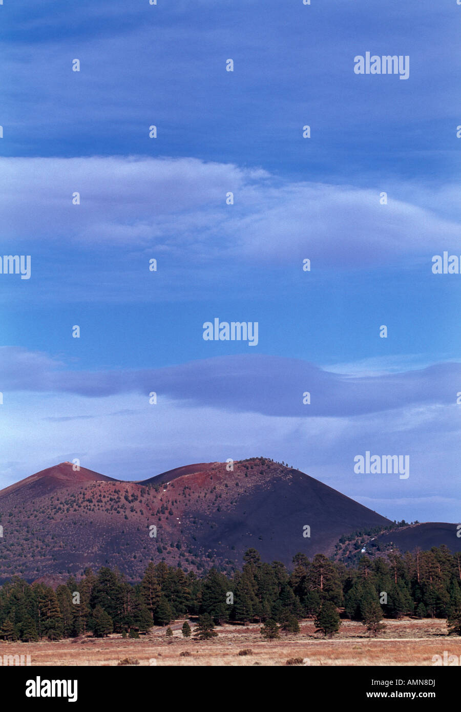 Sunset Crater Volcano, Sunset Crater Volcano National Monument, Arizona ...