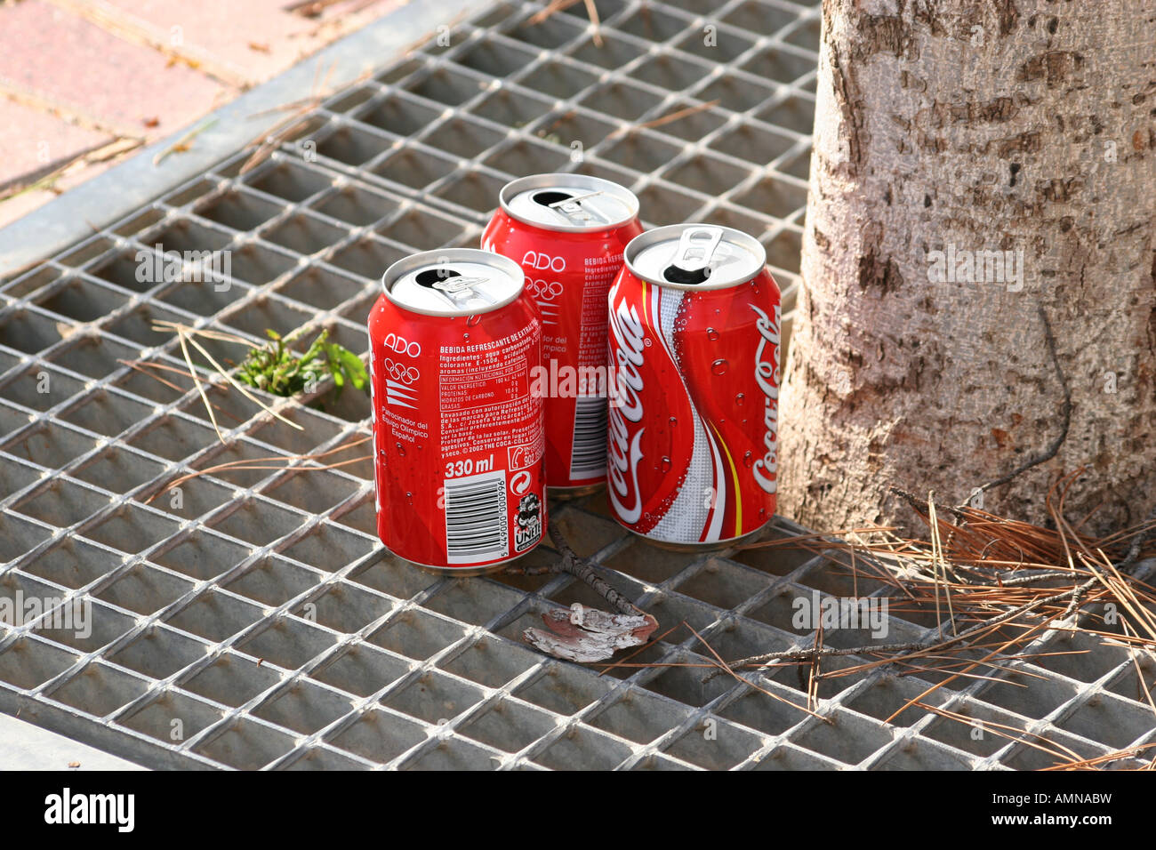 Energy drink top of can hi-res stock photography and images - Alamy