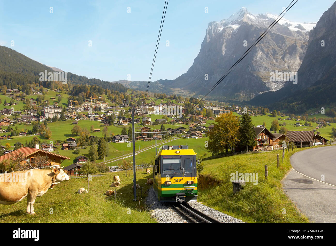Kleine scheidegg funicular railway hi-res stock photography and images ...