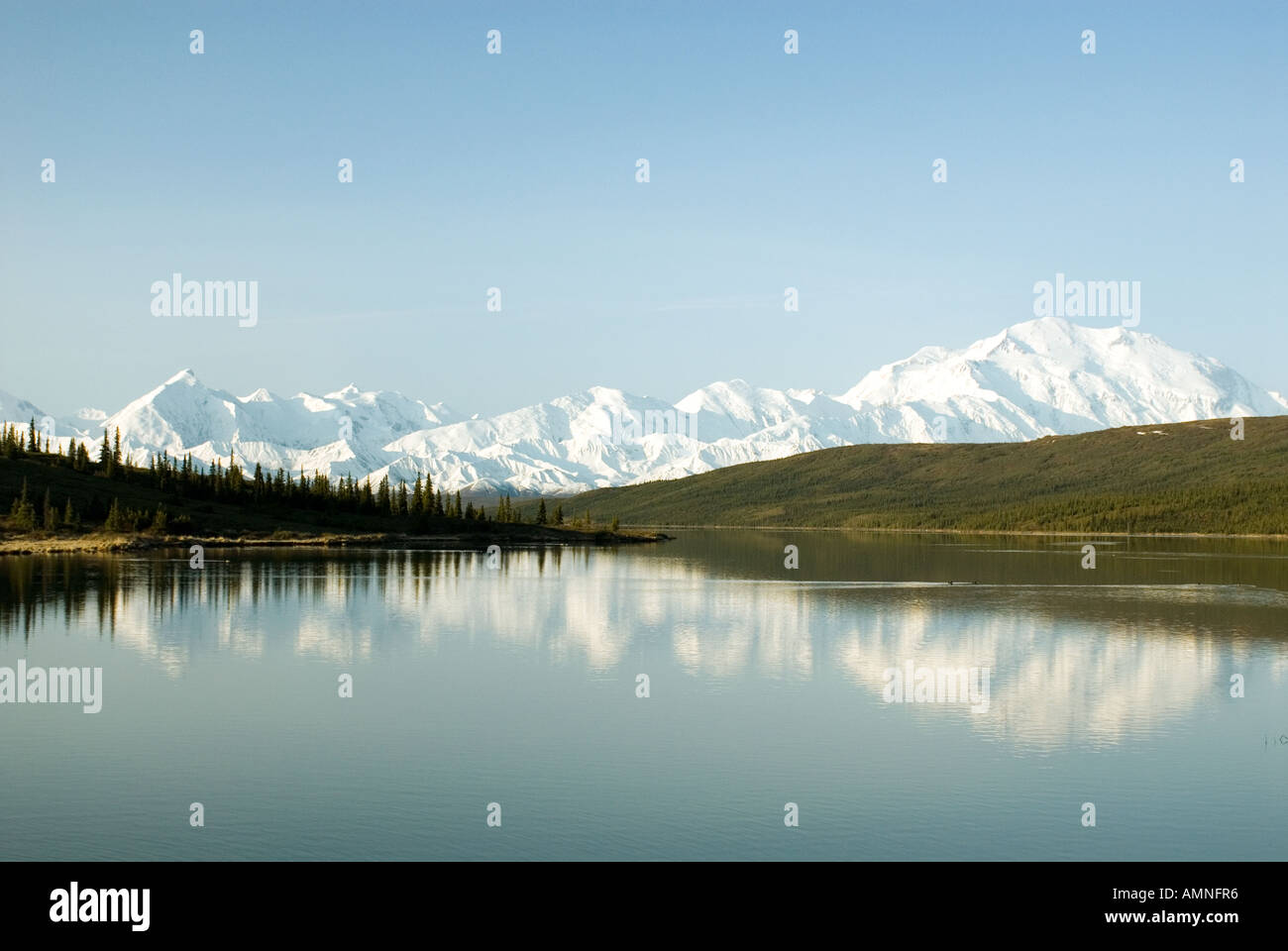 Wonder lake alaska hi-res stock photography and images - Alamy