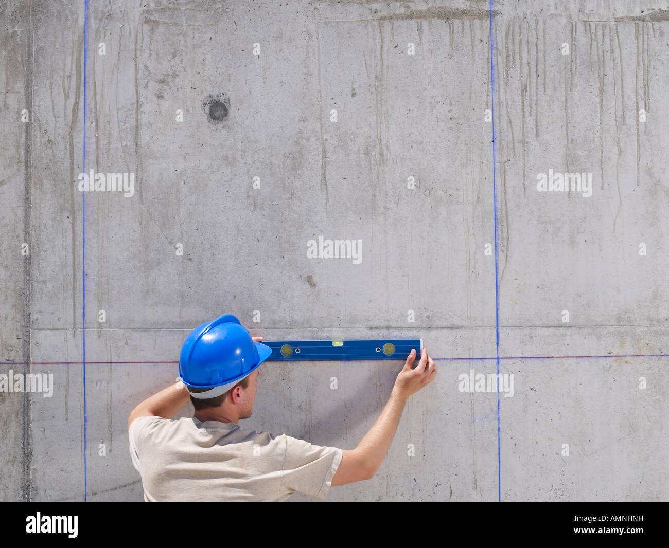 Carpenters Level High Resolution Stock Photography and Images - Alamy