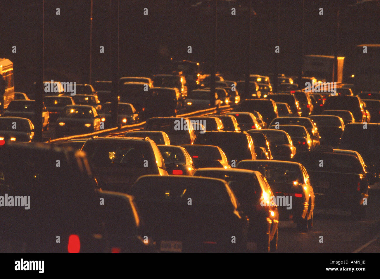 Sunrise sun rising behind road hi-res stock photography and images - Alamy