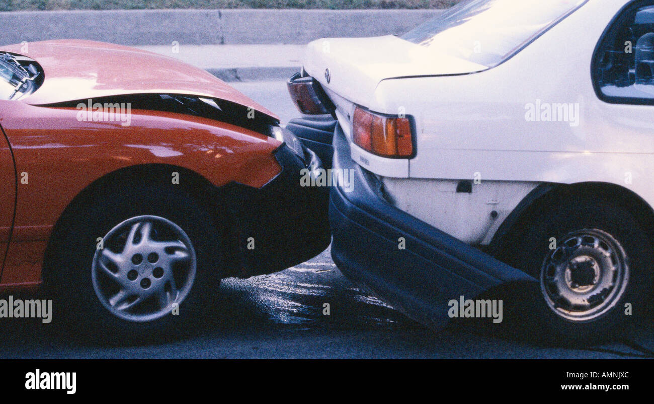 Car bump hi-res stock photography and images - Alamy