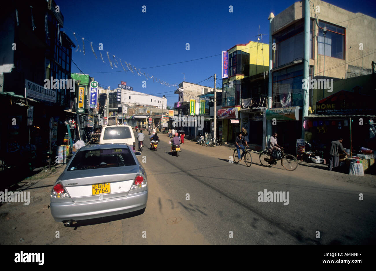 streetscape in Negombo Stock Photo - Alamy