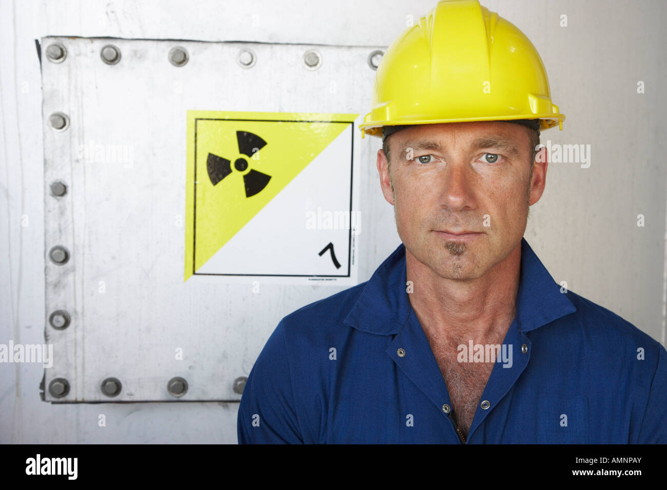 Man worker job working hardhat safety gear serious High Resolution ...