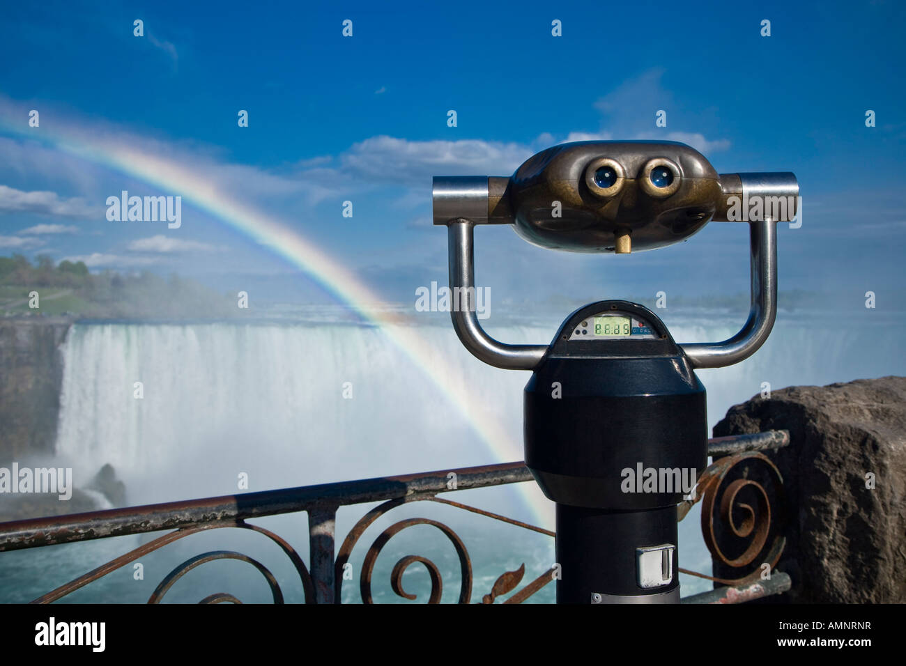 Coin-Operated Viewfinder, Niagara Falls, Ontario, Canada Stock Photo ...