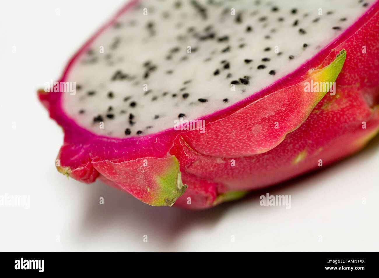 Red pitahayas hi-res stock photography and images - Alamy