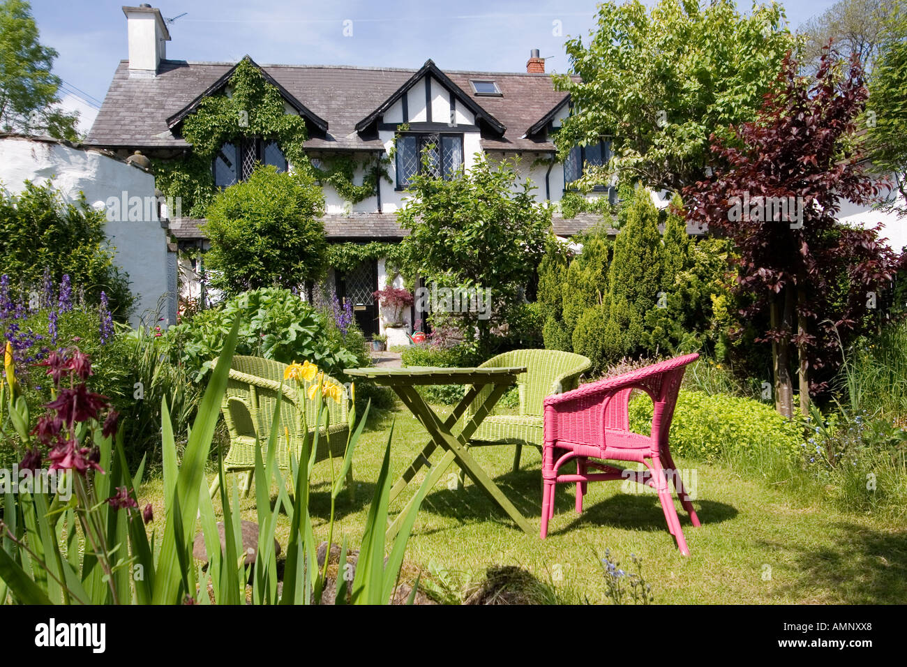 Spring pentyrch cardiff wales hi-res stock photography and images - Alamy