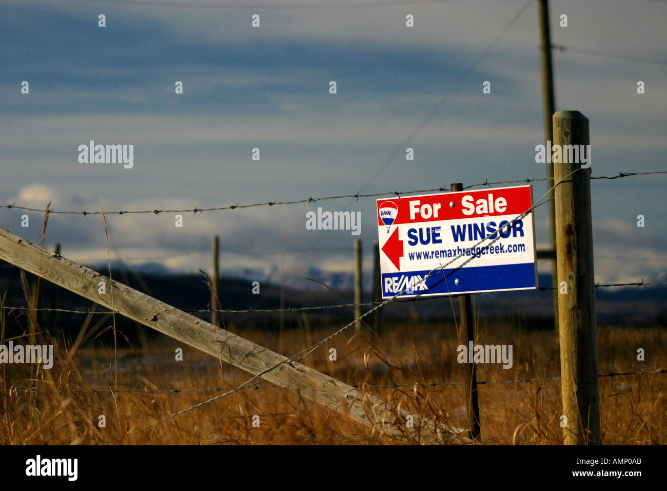 Real estate for salt sign Stock Photo - Alamy
