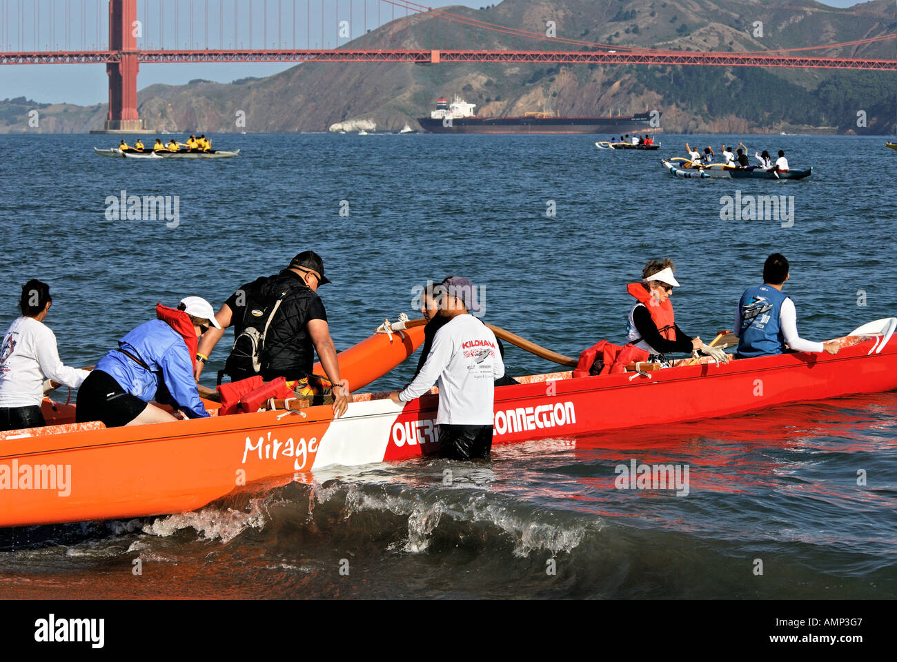 Outrigger bridge hi-res stock photography and images - Alamy