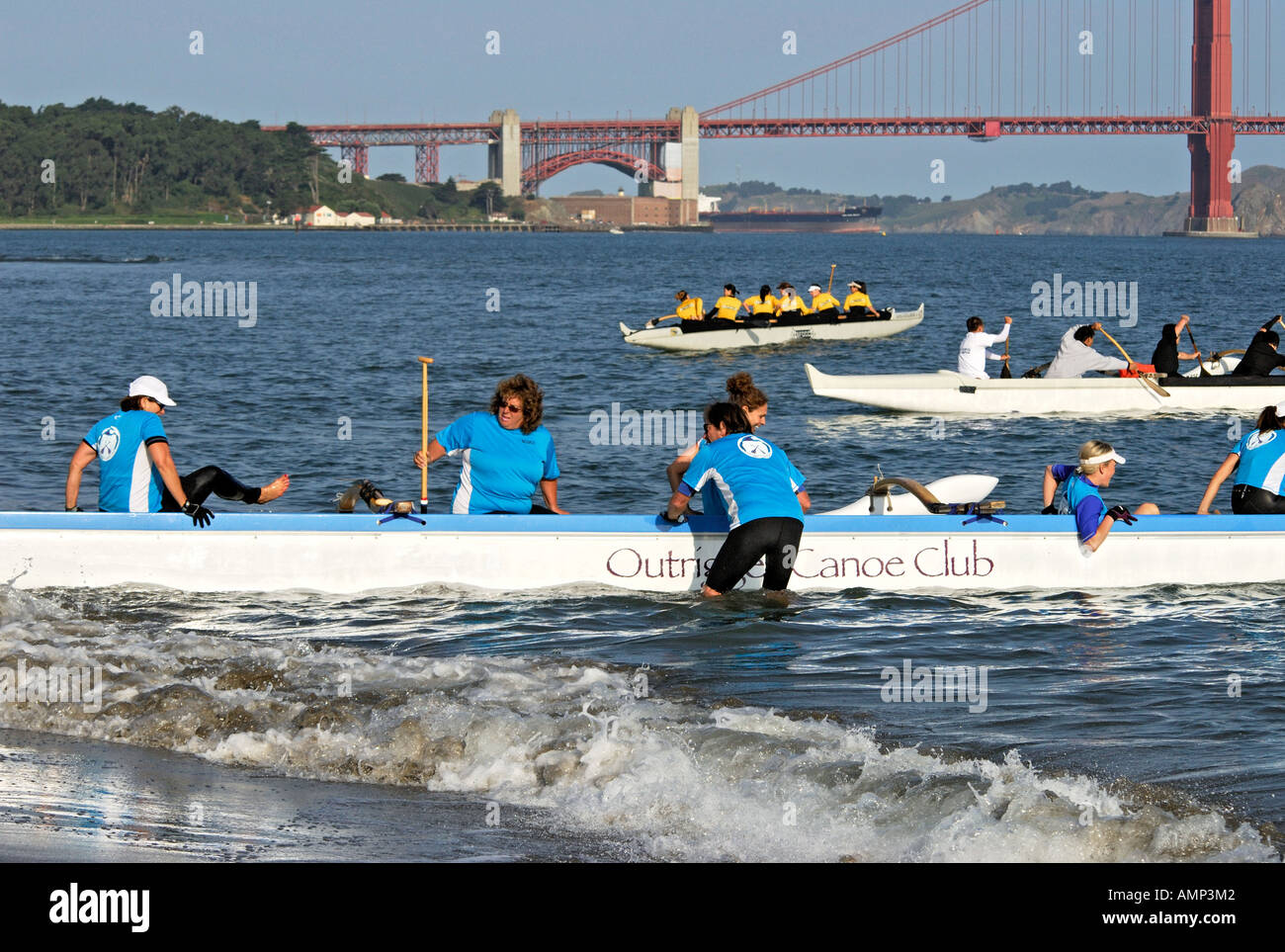 Outrigger bridge hi-res stock photography and images - Alamy