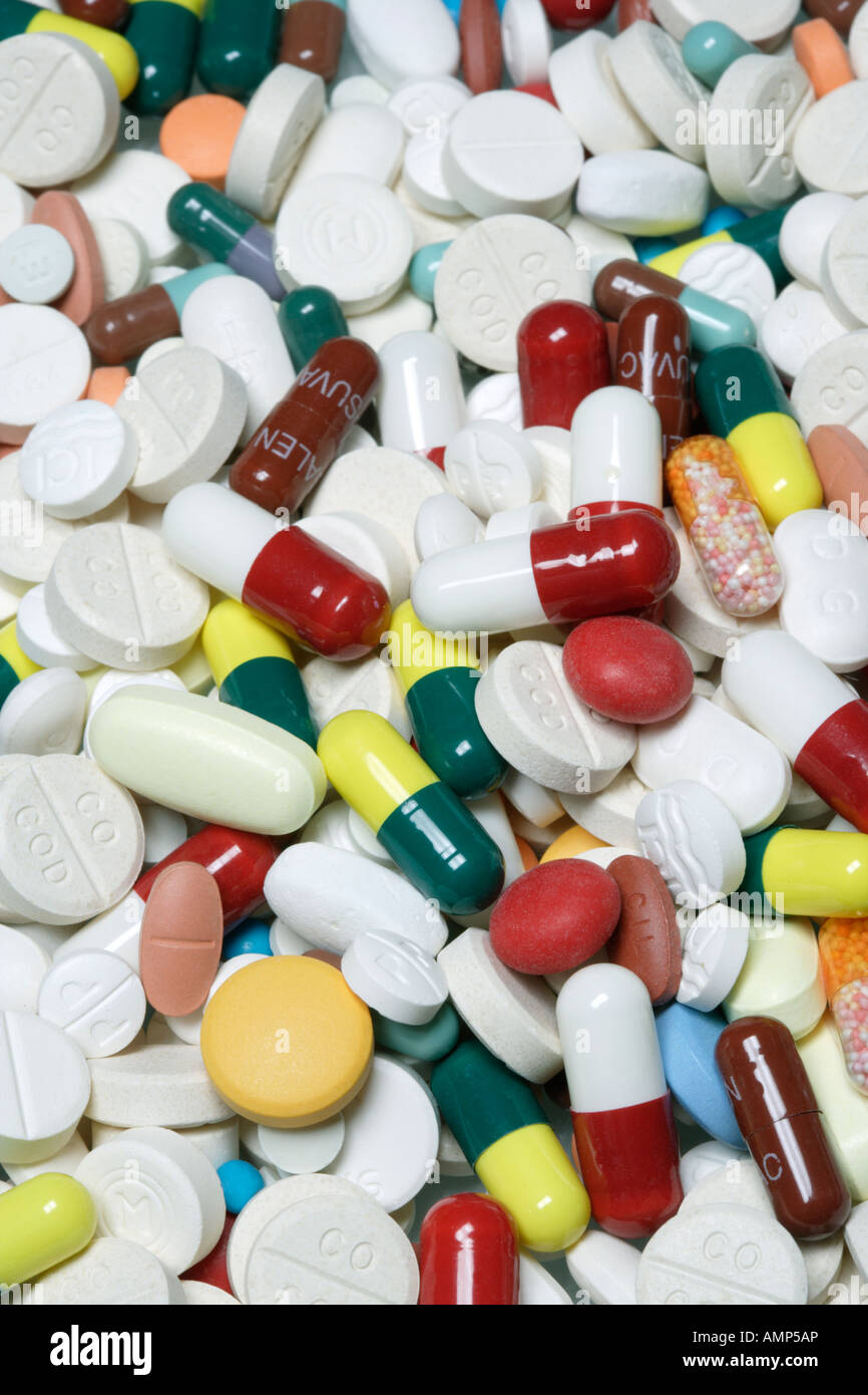 Assorted pills hi-res stock photography and images - Alamy