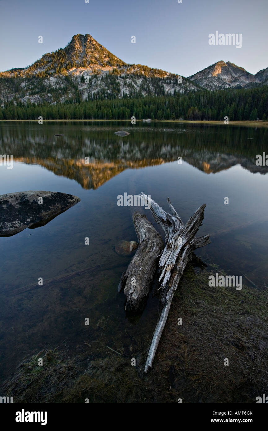 Anthony Lake in Oregon Stock Photo - Alamy