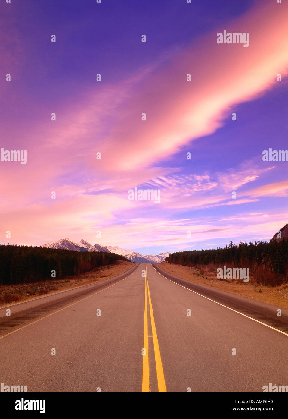 The david thompson highway hi-res stock photography and images - Alamy