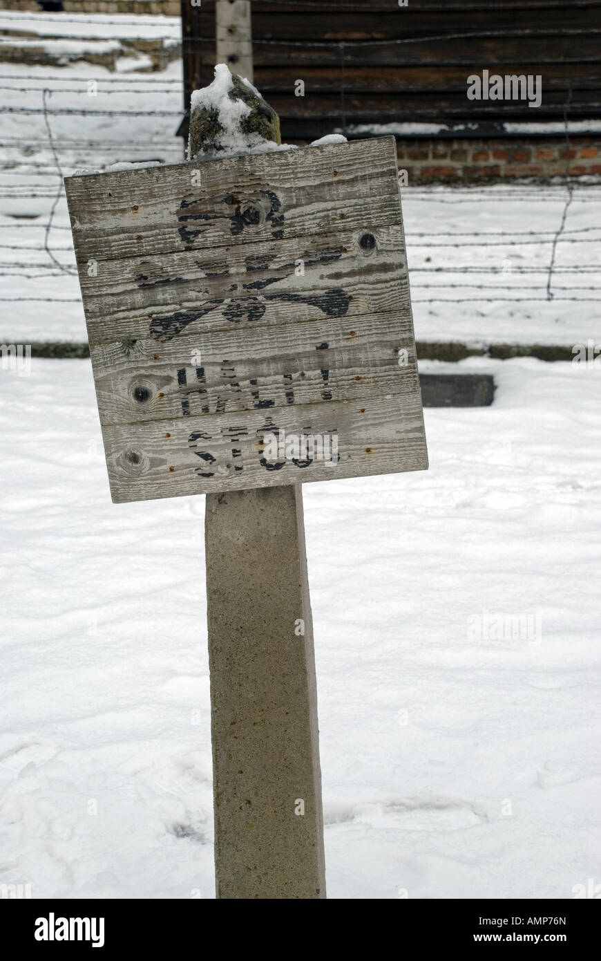 Halt german stop sign hi-res stock photography and images - Alamy