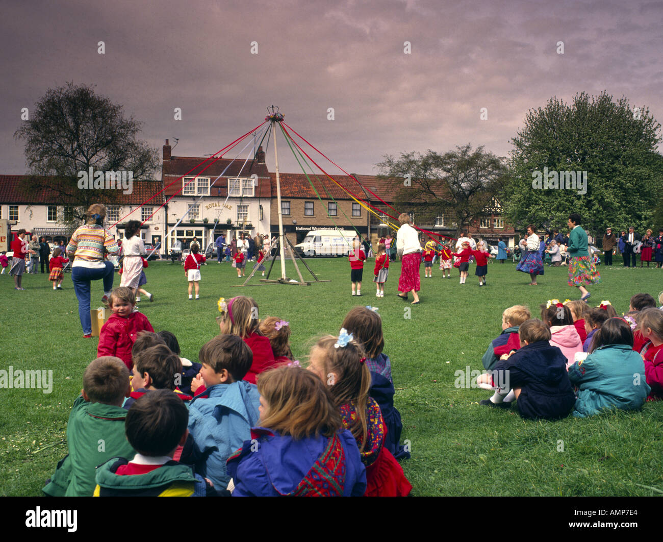 May pole dancing hi-res stock photography and images - Alamy