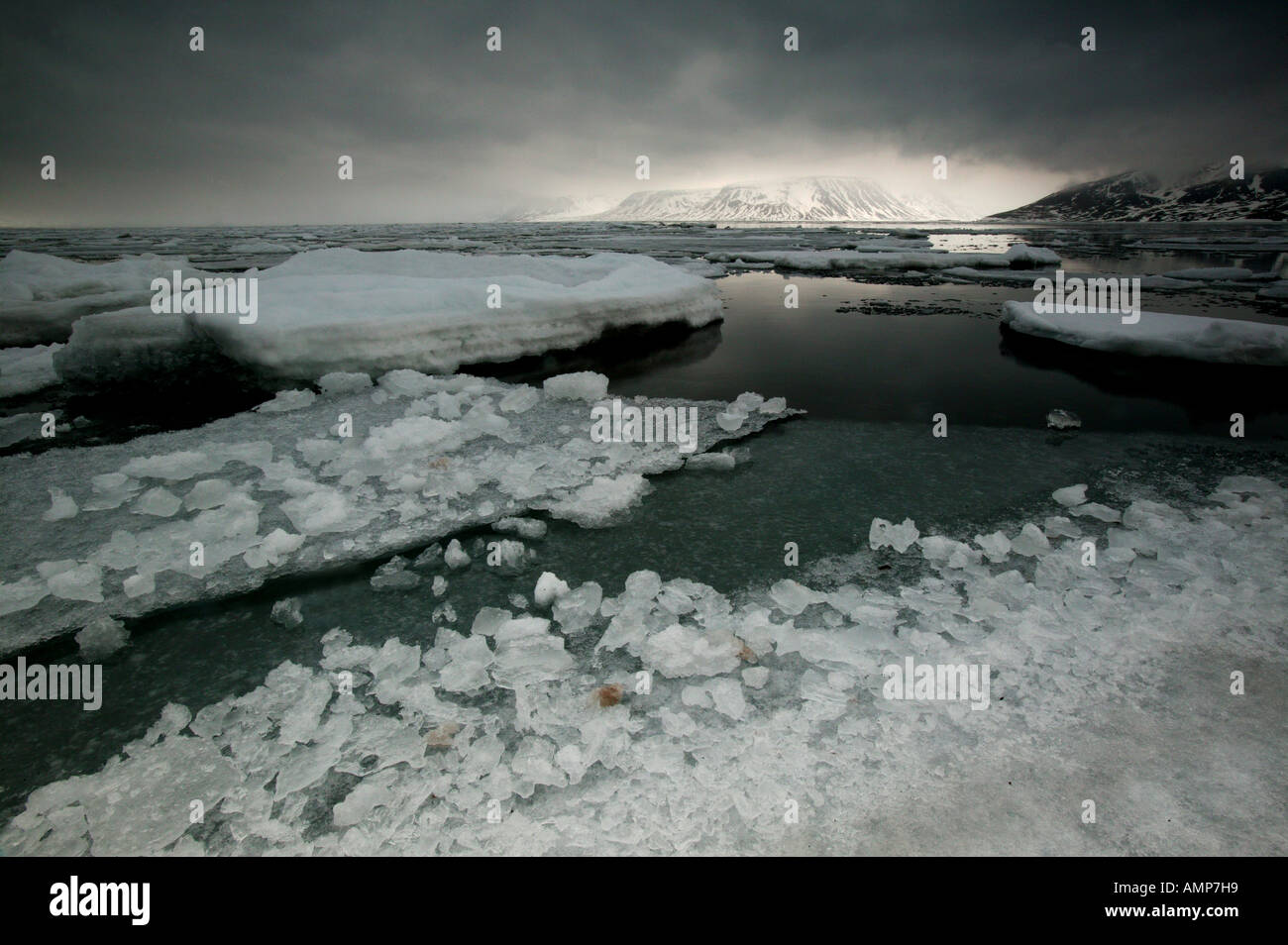 Dramatic icy landscape from Billefjorden, Spitsbergen, Svalbard region ...