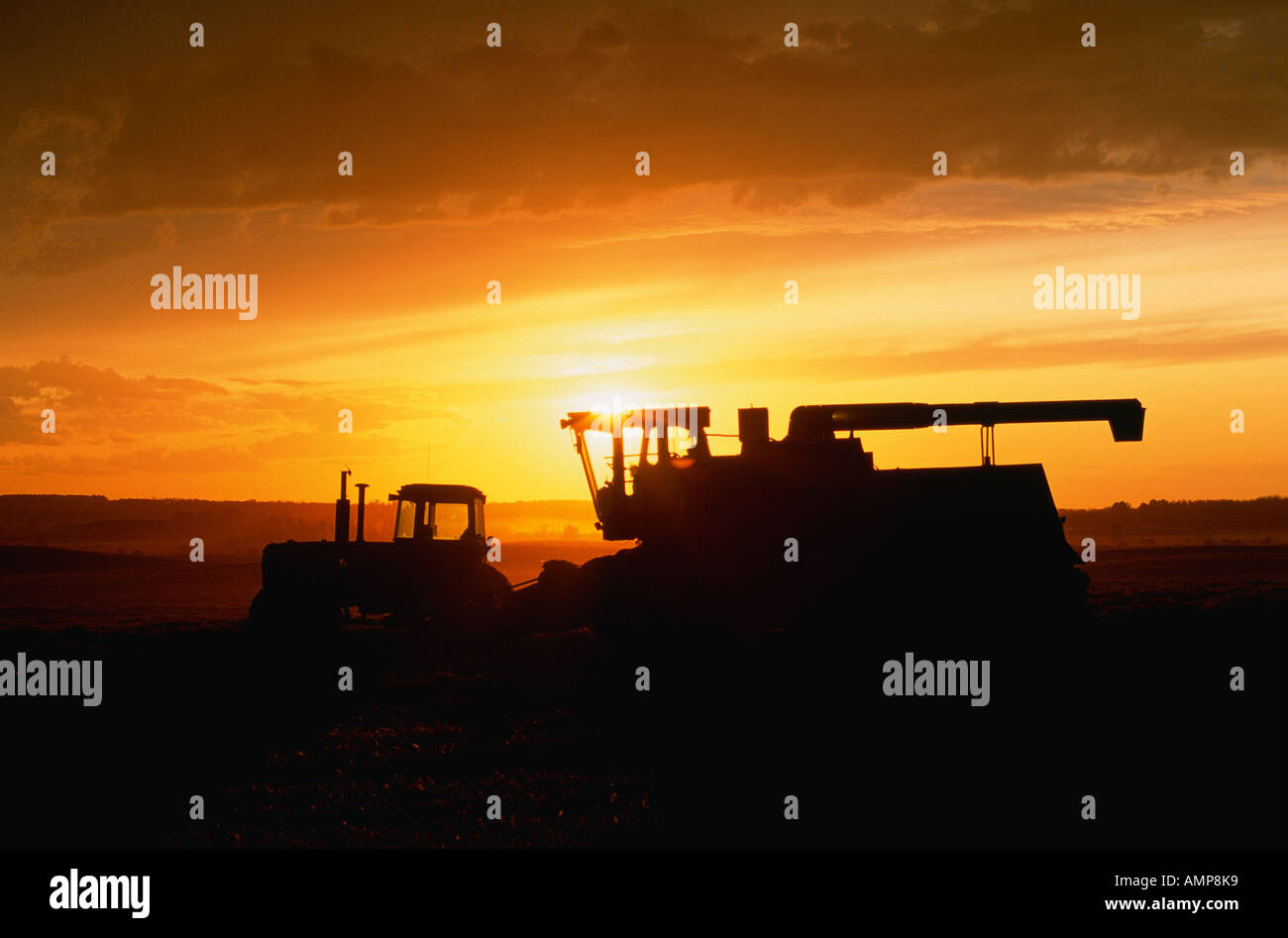 Combine Harvester Canada High Resolution Stock Photography and Images ...