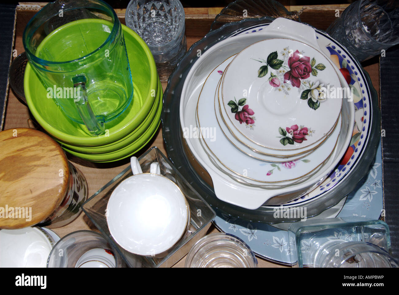Stacks of kitchen crockery Stock Photo - Alamy