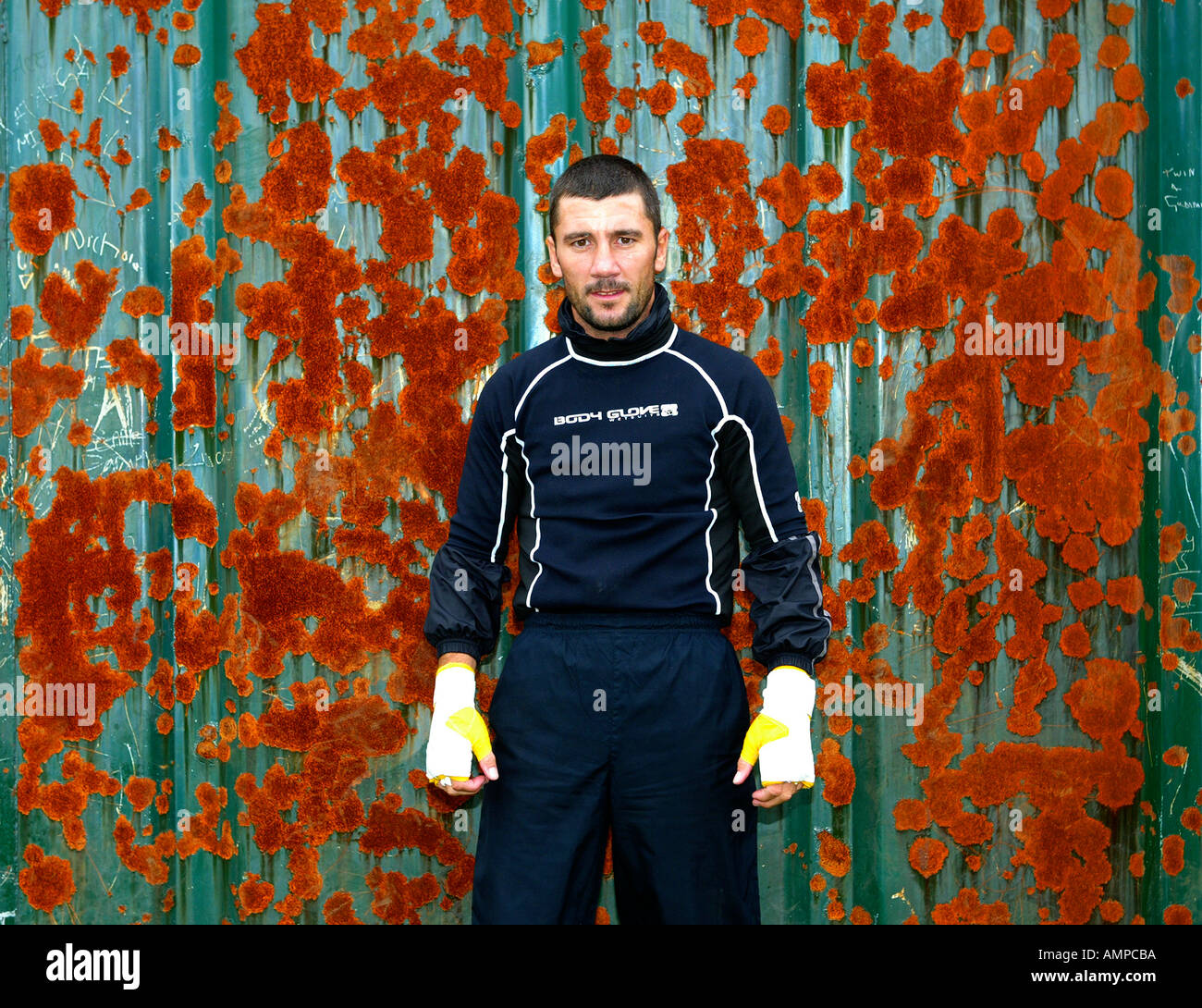 Boxer wayne mccullough hi-res stock photography and images - Alamy