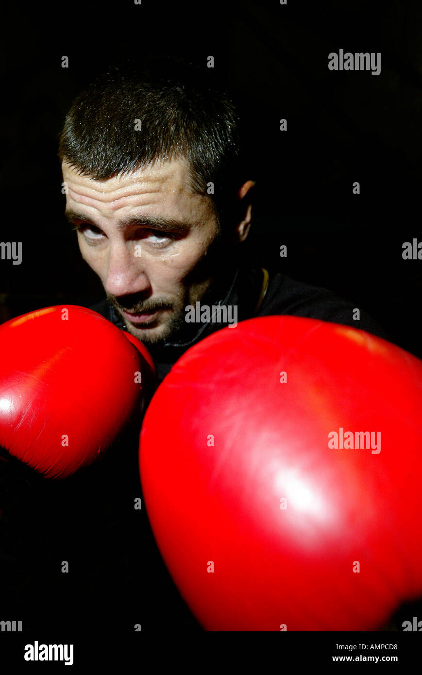 Belfast boxer Wayne McCullough in training at the Albert Foundry in ...