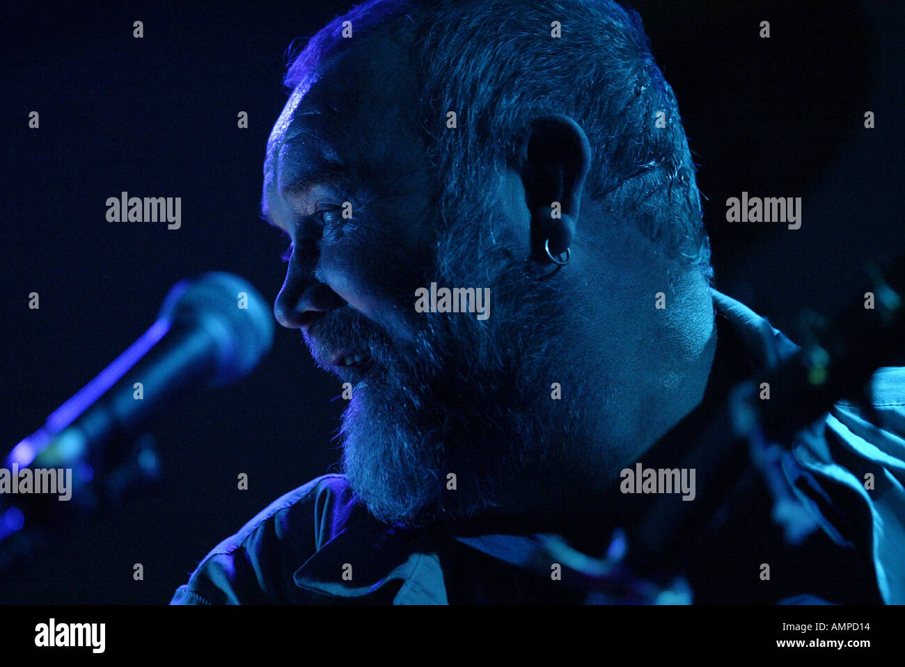John martyn singer hi-res stock photography and images - Alamy