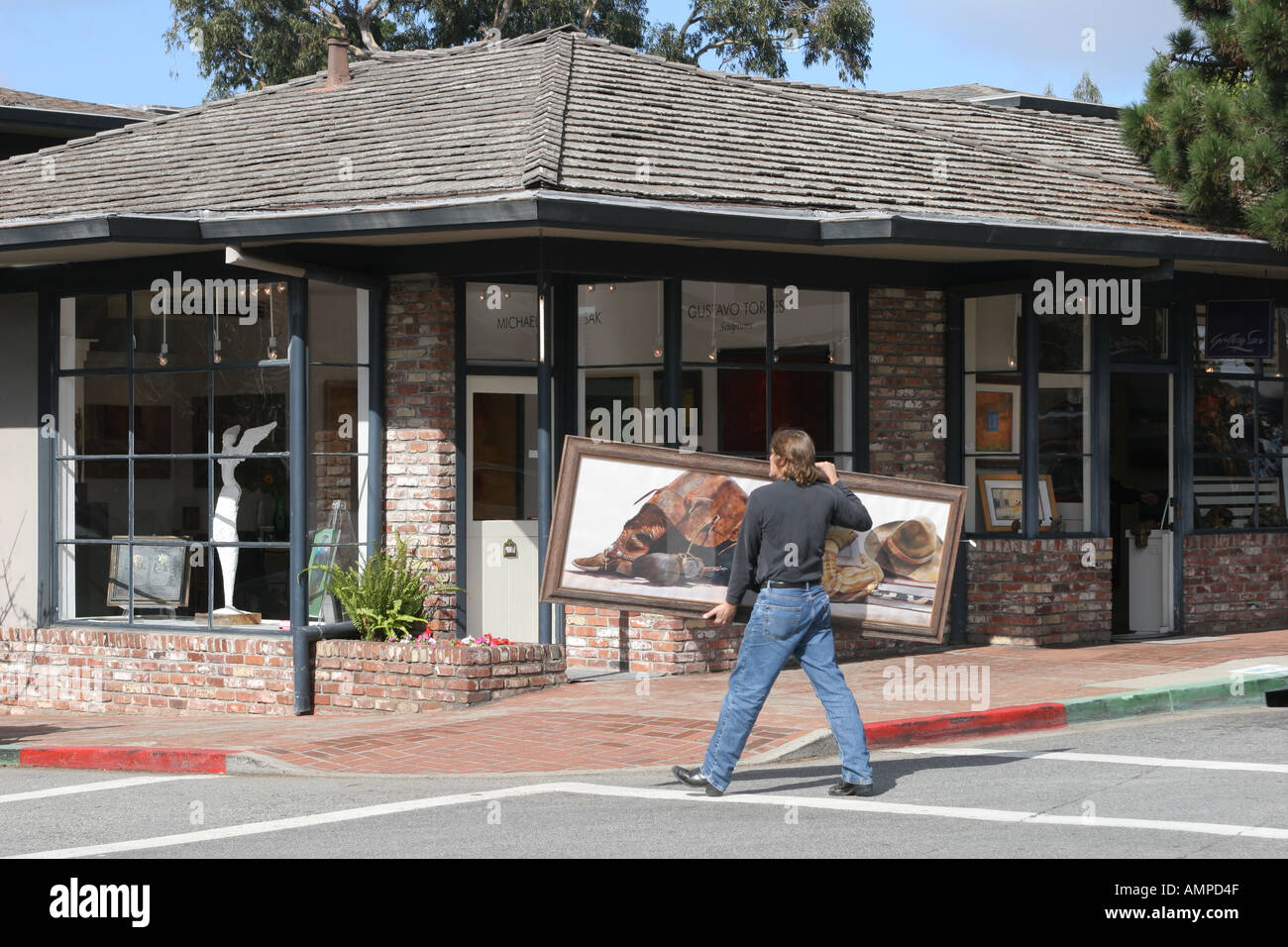 Carrying painting hi-res stock photography and images - Alamy