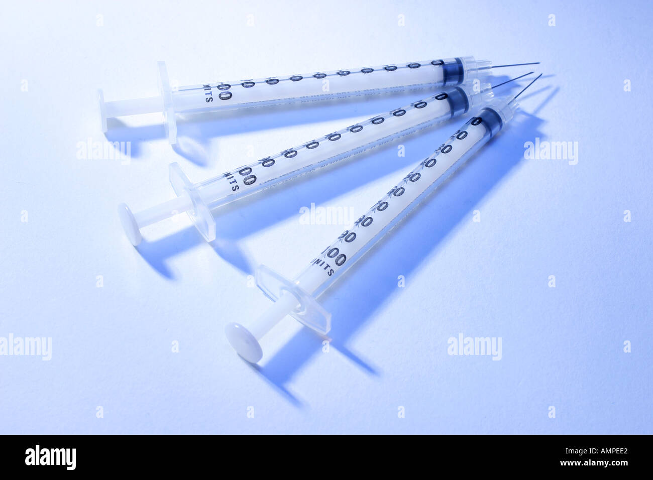 Dosage syringes hi-res stock photography and images - Alamy