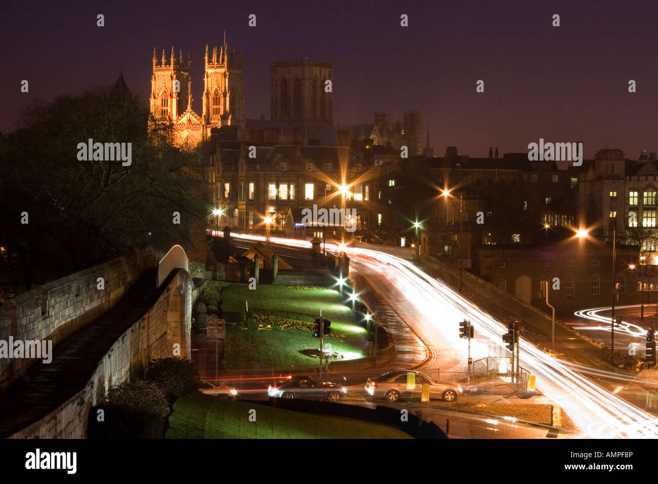 York city walls at night hi-res stock photography and images - Alamy