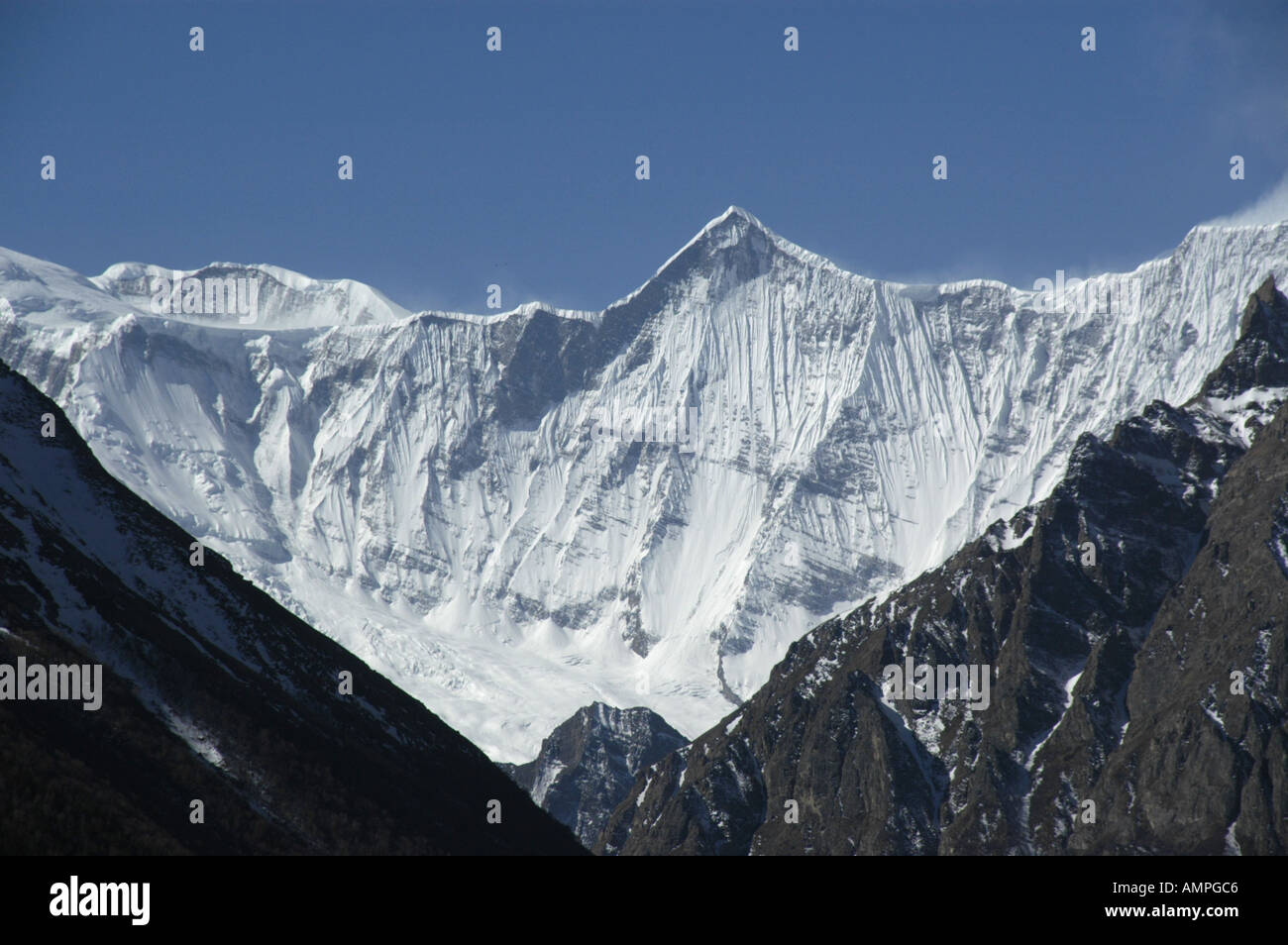 View onto ice capped massive of Annapurna II and Lamjung Himal Nar Phu ...