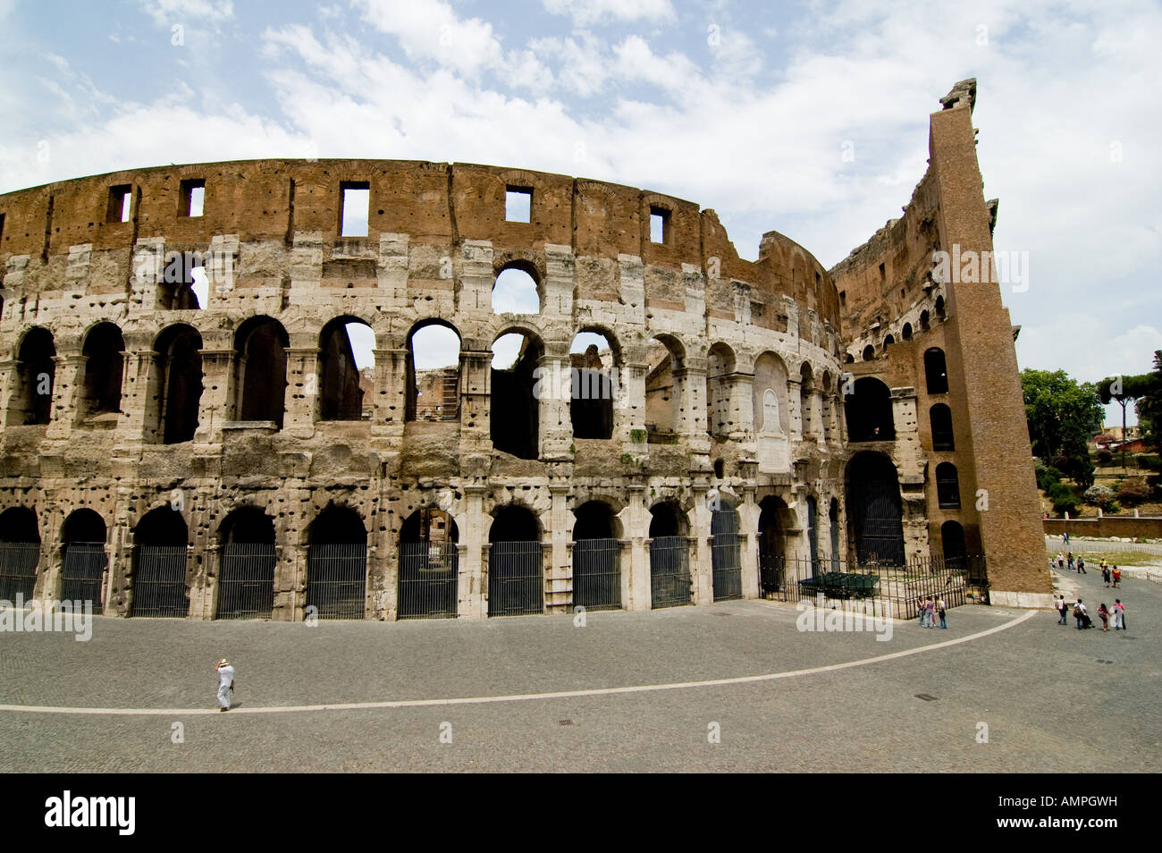 Full view of the exterior of the Roman Coliseum amphitheatre Italy ...