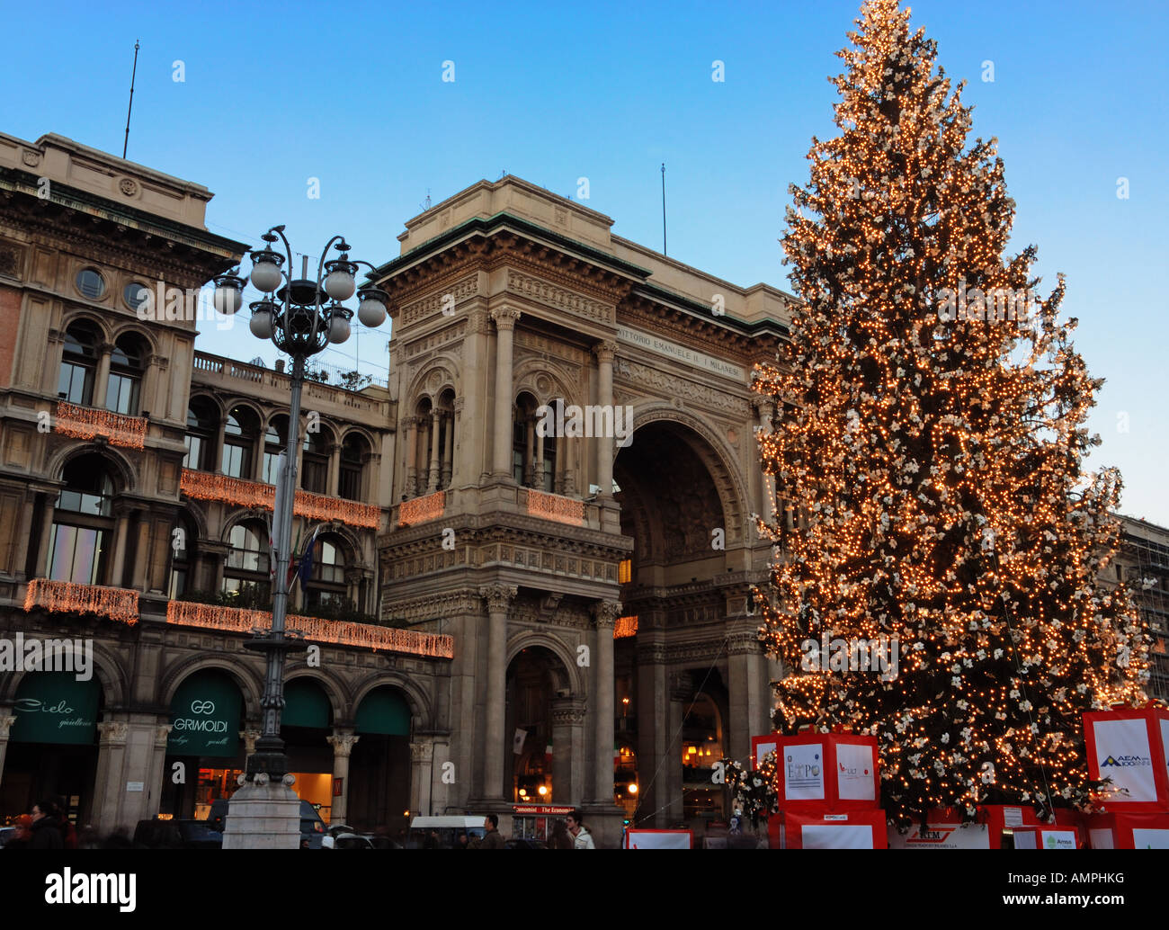 The Christmas tree in front of the galleria, Milan, Italy Stock Photo ...