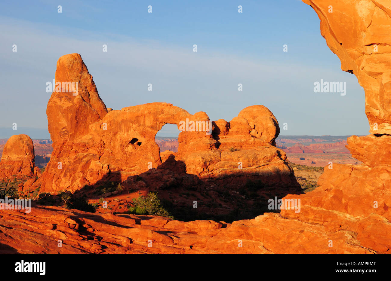 Dawn daybreak arches national park hi-res stock photography and images ...